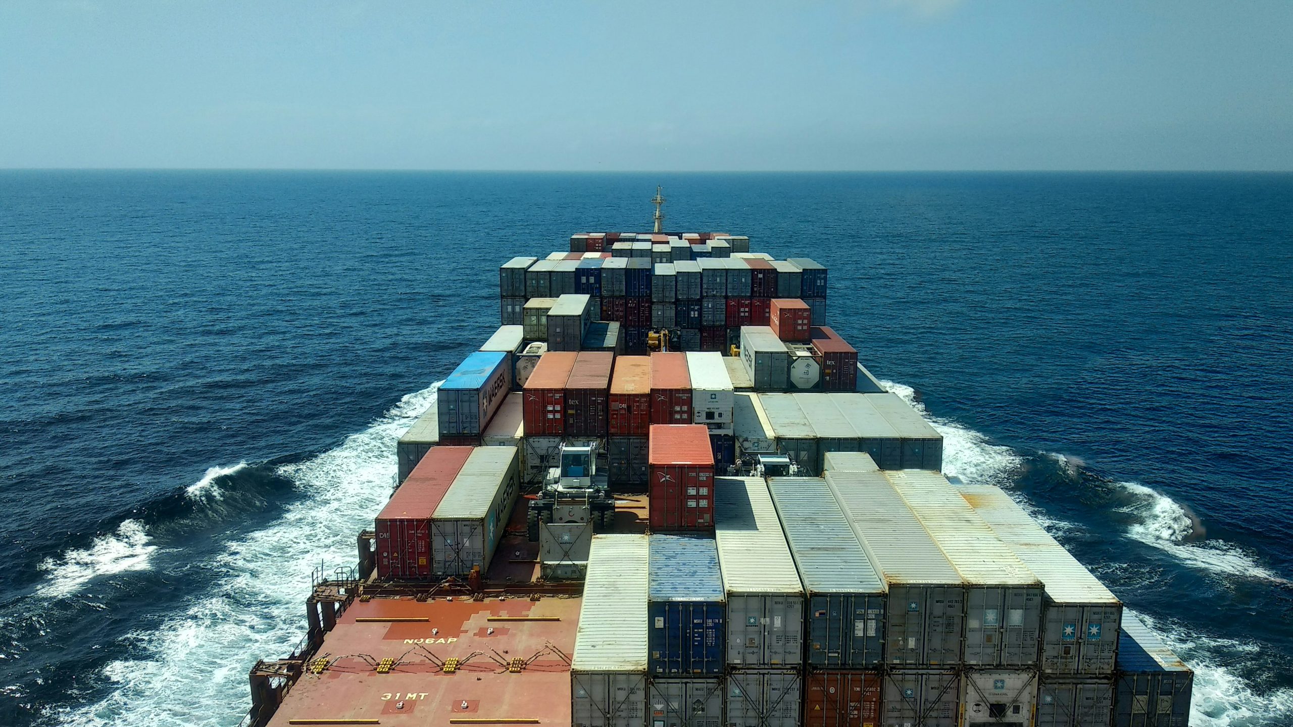 Some red flags and their implications for export compliance - Linktrans